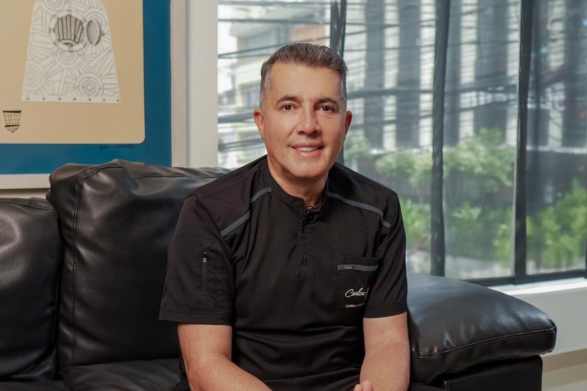 Dr. Carlos Moreno Rey Odontólogo Bucaramanga